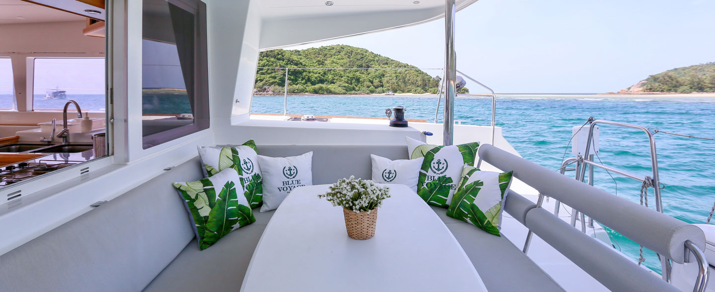 Sailing catamaran "Blue Coco"