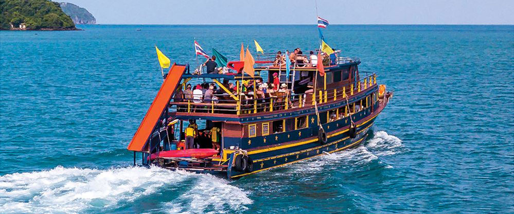 Orion boat cruise to Angthong marine park